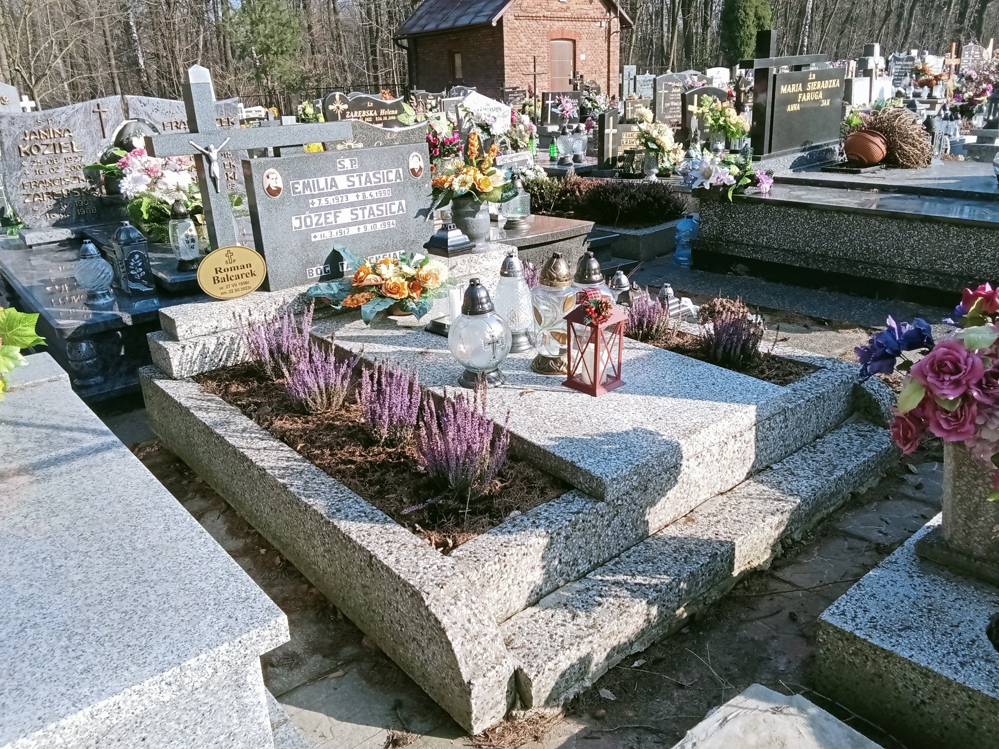 Cmentarze Komunalne w Wilamowicach